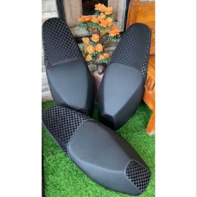 Jual JOK MOTOR NMAX NEW OLD / JOK NMAX DOBELSET KULIT CATUR KOMBINASI ...