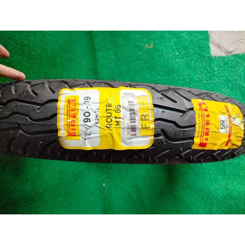 Jual Ban ring 19 110/90 Pirelli Route MT66 THN produksi 2017 kondisi ...
