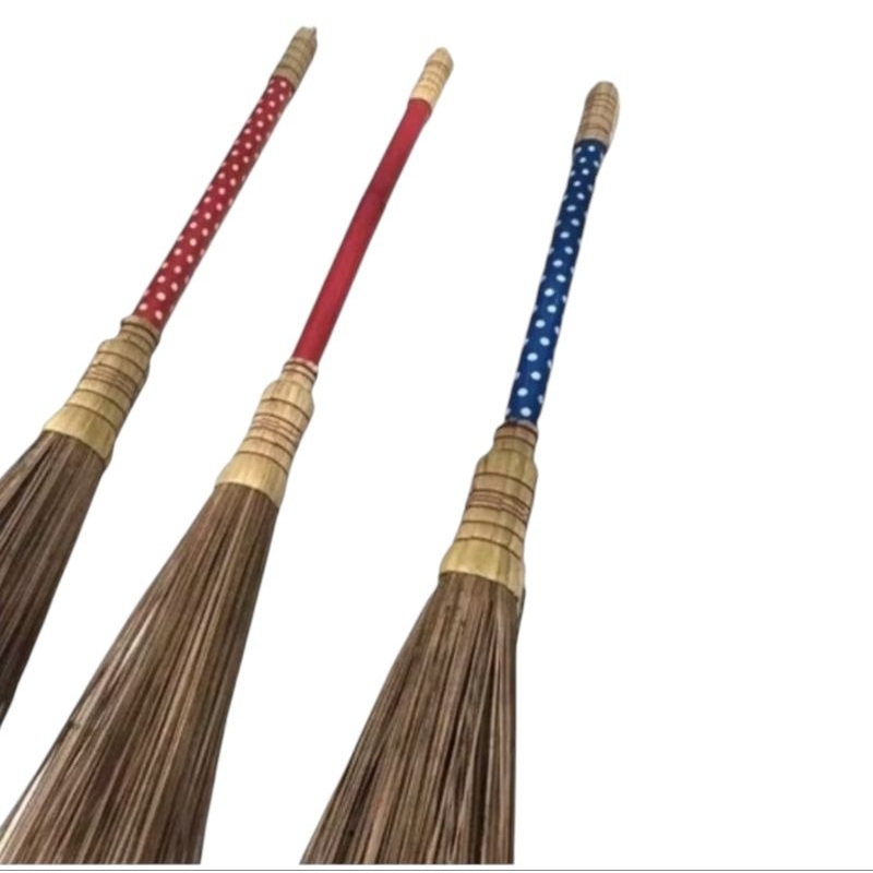 Jual sapu lidi gagang bambu / sapu lidi gagang kayu / sapu halaman dan ...