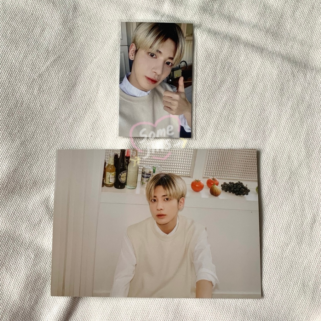 Jual TXT pc moakit v3 log off taehyun + postcard set Tomorrow x ...