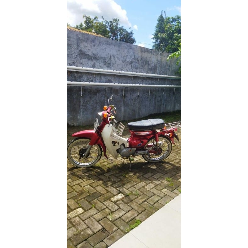 Jual MOTOR HONDA C70 MERAH LENGKAP ANTIK | Shopee Indonesia