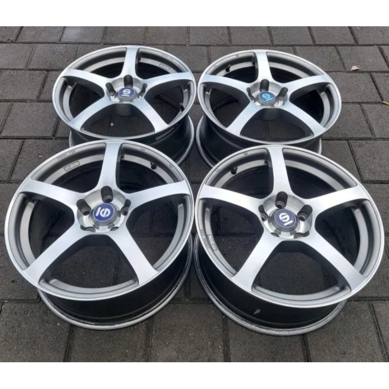 Jual Velg Original SPARCO RTT by OZ Ring 17. Lebar 8. Et 45. Pcd 5x114 ...