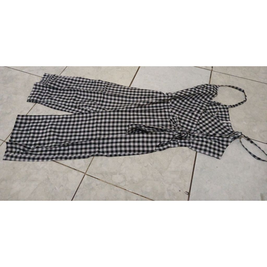 Jual baju jumpsuit kotak-kotak hitam putih wanita tinggi | Shopee Indonesia