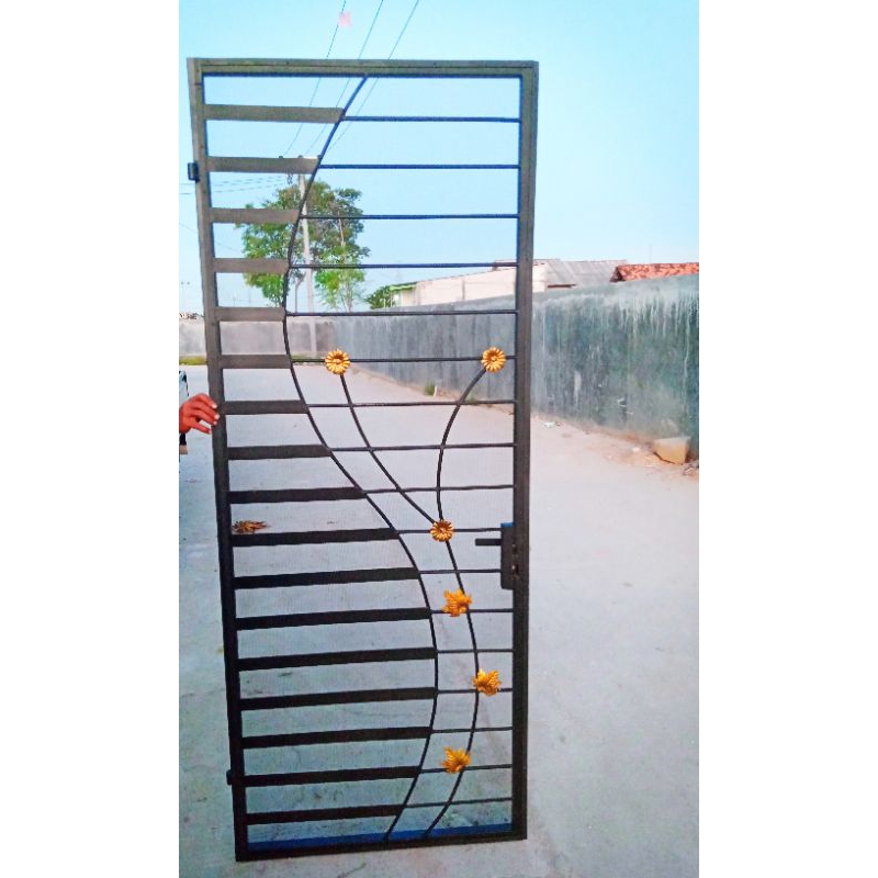 Jual Pintu tralis Motif Costume bos | Shopee Indonesia