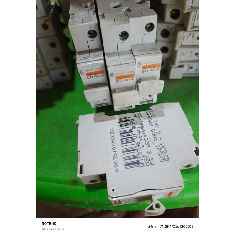 Jual fuse holder merlin gerin 10×38 | Shopee Indonesia