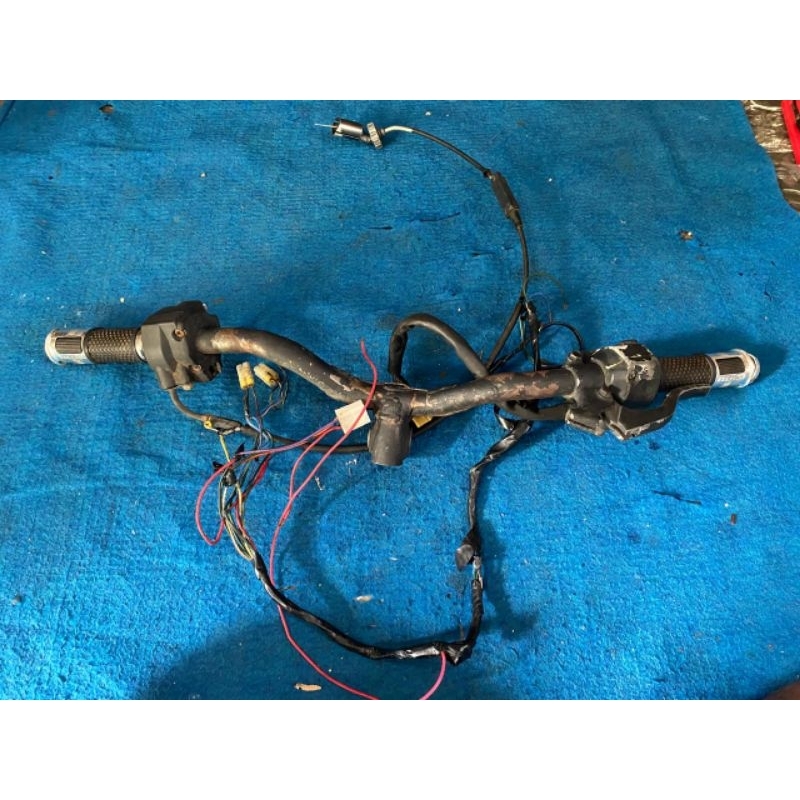 Jual Stang stir kemudi set Suzuki Satria 2 tak lumba original | Shopee ... Jual Stang stir kemudi set Suzuki Satria 2 tak lumba original | Shopee ...