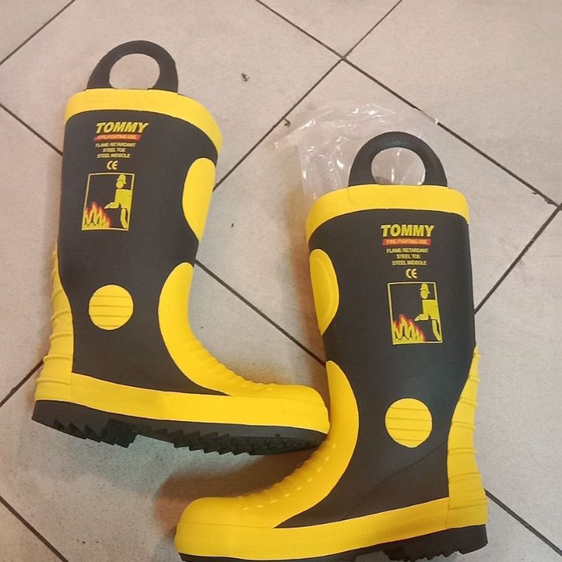 Jual Sepatu Pemadam Kebakaran/sepatu Damkar Fire fighter Use TOMMY ...