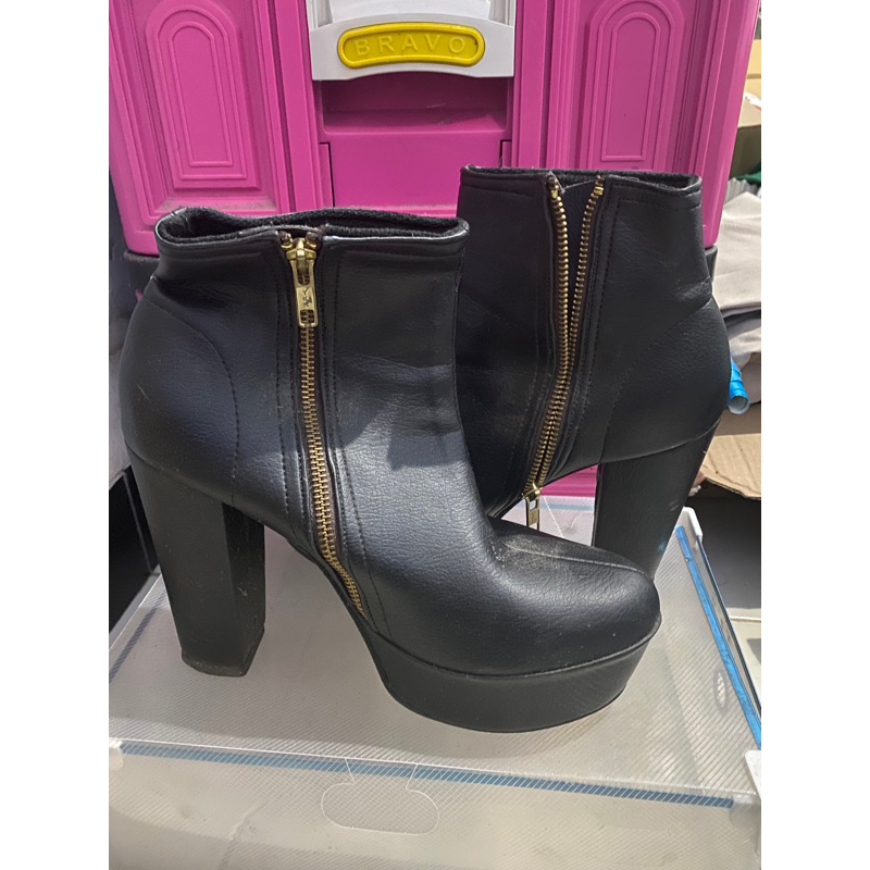 Jual sepatu booth | Shopee Indonesia