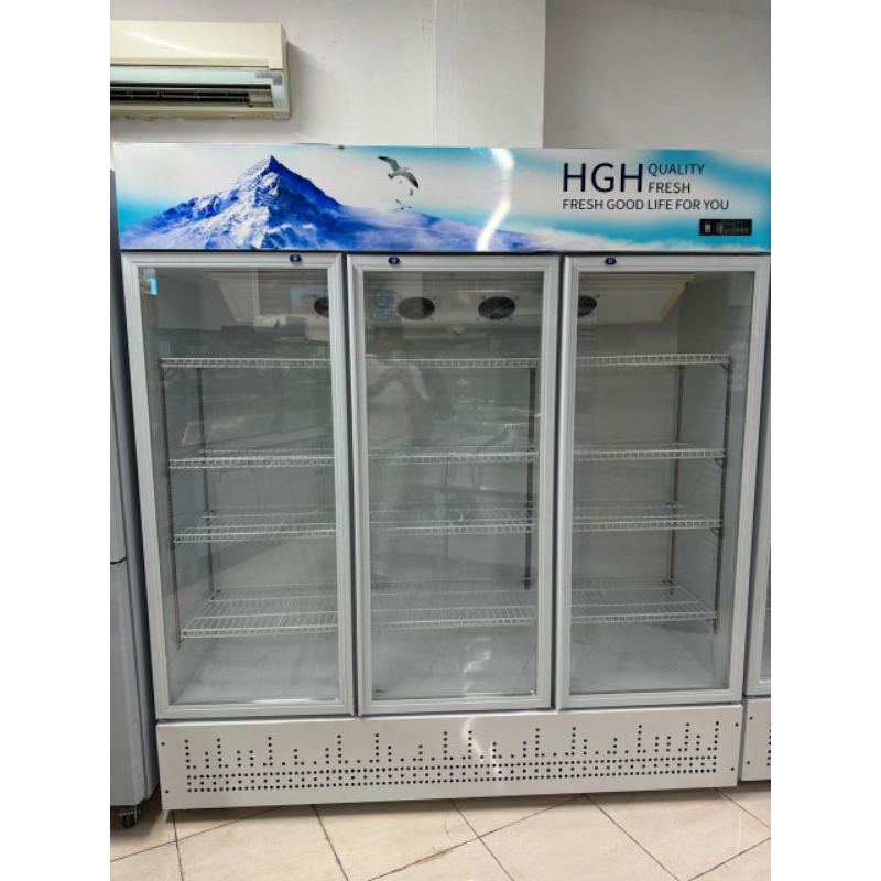 Jual DISPLAY COOLER 3 PINTU/SHOWCASE 3 PINTU / KULKAS 3 PINTU | Shopee ...