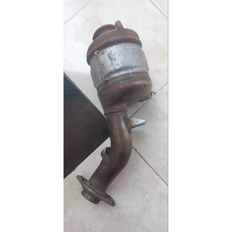 Jual katalis knalpot innova reborn original bekas copotan | Shopee ...