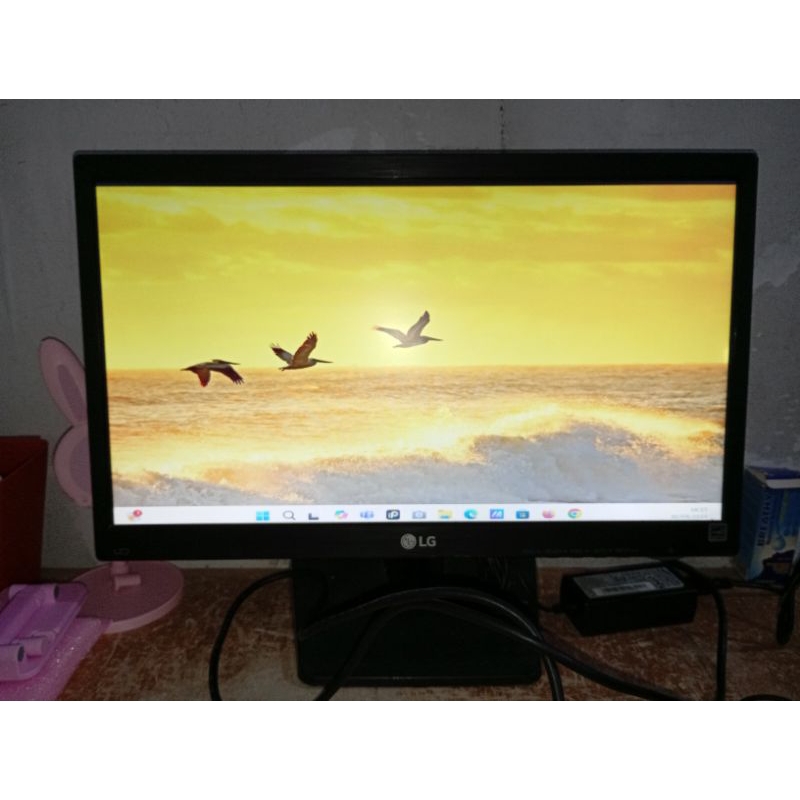 Jual Monitor LED LG 20 inch wide screen normal | Shopee Indonesia