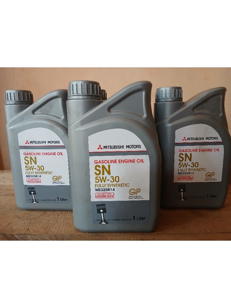 Jual OLI MOBIL ORIGINAL Mitsubishi Motors Genuine Oil [Gasoline] 5W-30 ...