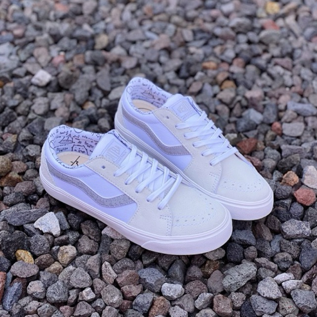 Jual VENTELA Sepatu Ventela Konnijiwa Kolaborasi Jerome Polin White ...