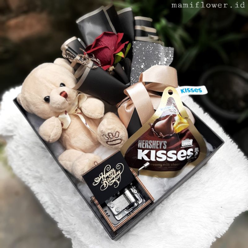 Jual READY Birthday Gift Box, Kado ulang tahun, ultah, kotak musik ...