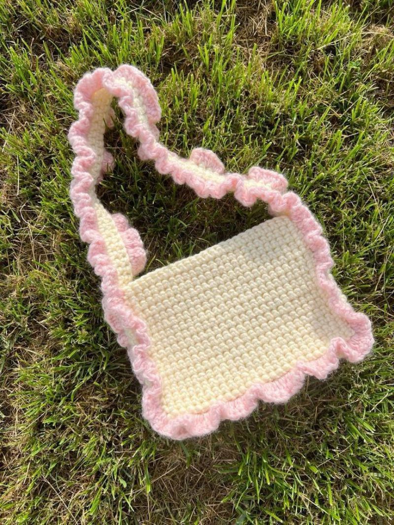 Jual Ruffle Bag Crochet | Shoulder Bag | Handmade Crochet | Shopee ...