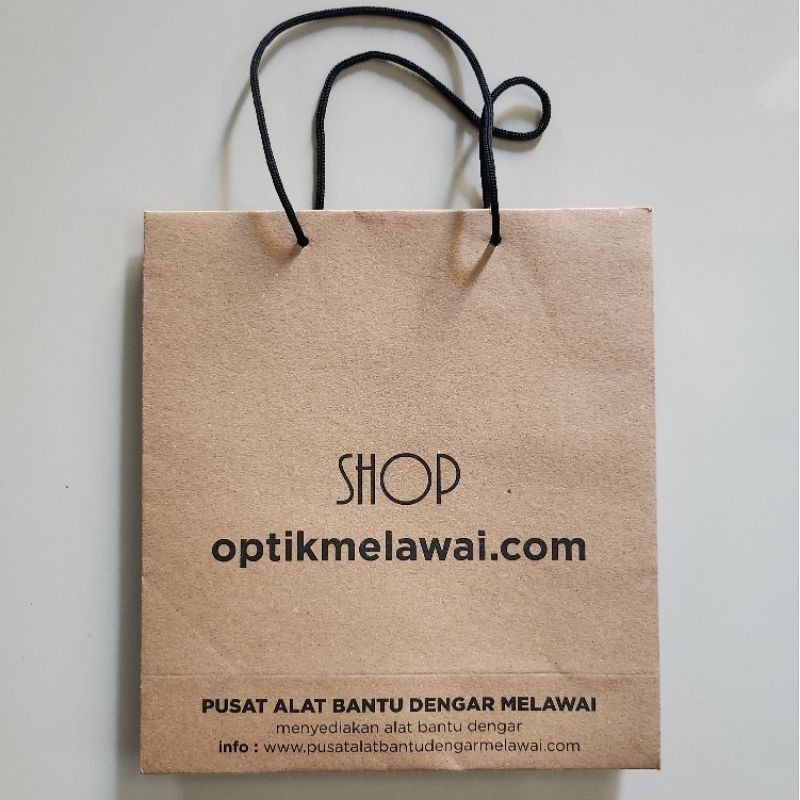 Jual paper bag kacamata optik melawai | Shopee Indonesia