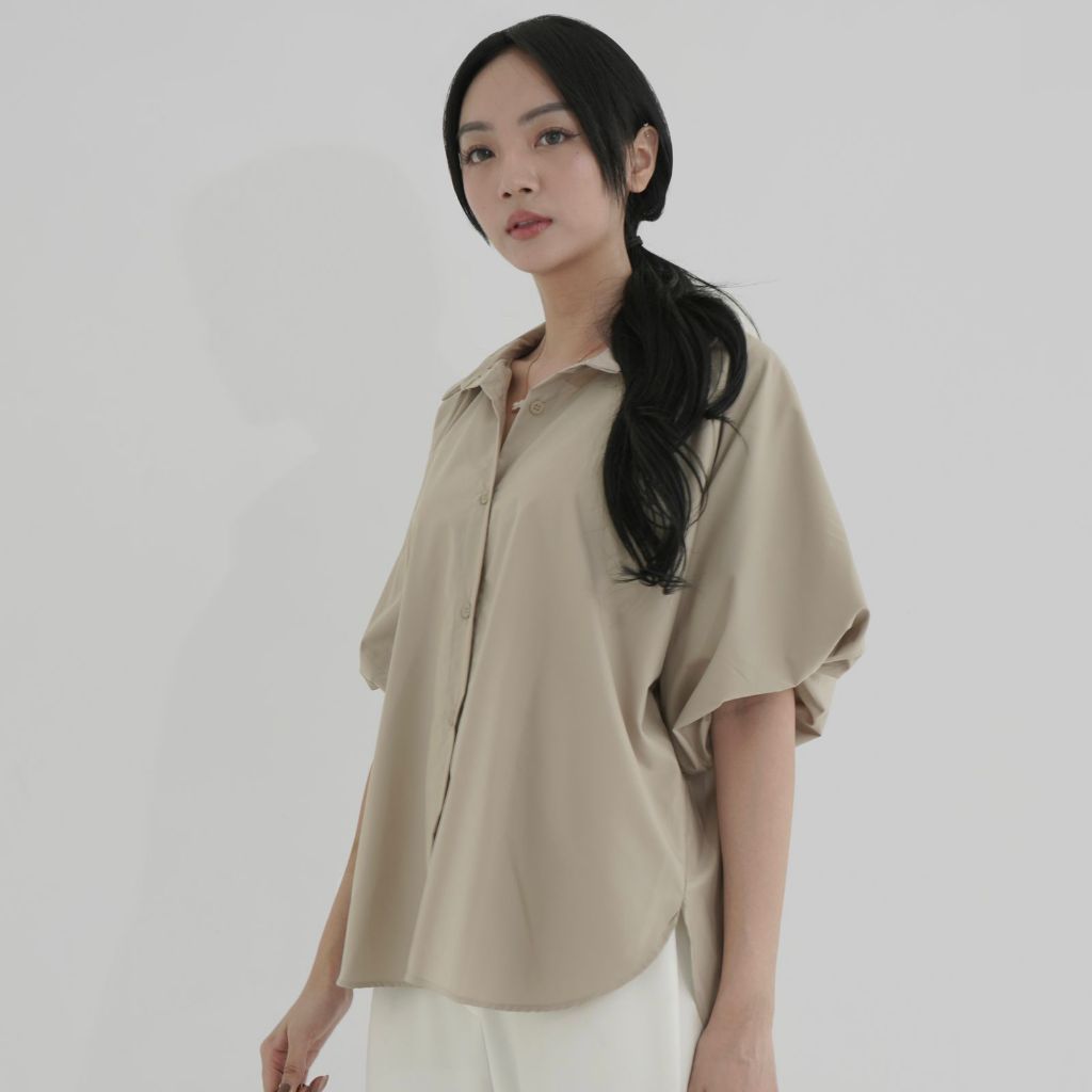 Jual Lissomegirl - Lara Shirt Kemeja Daily Cotton Import Lengan Balon / Kemeja Top Katun Import ...