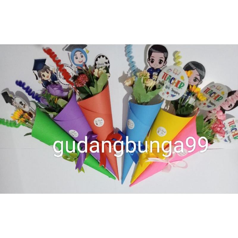 Jual Buket cone kerucut kawat bulu wisuda kelulusan graduation hari ...