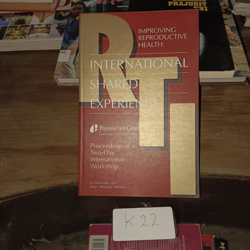 Jual Buku Improving reproductive health:International shared experience ...