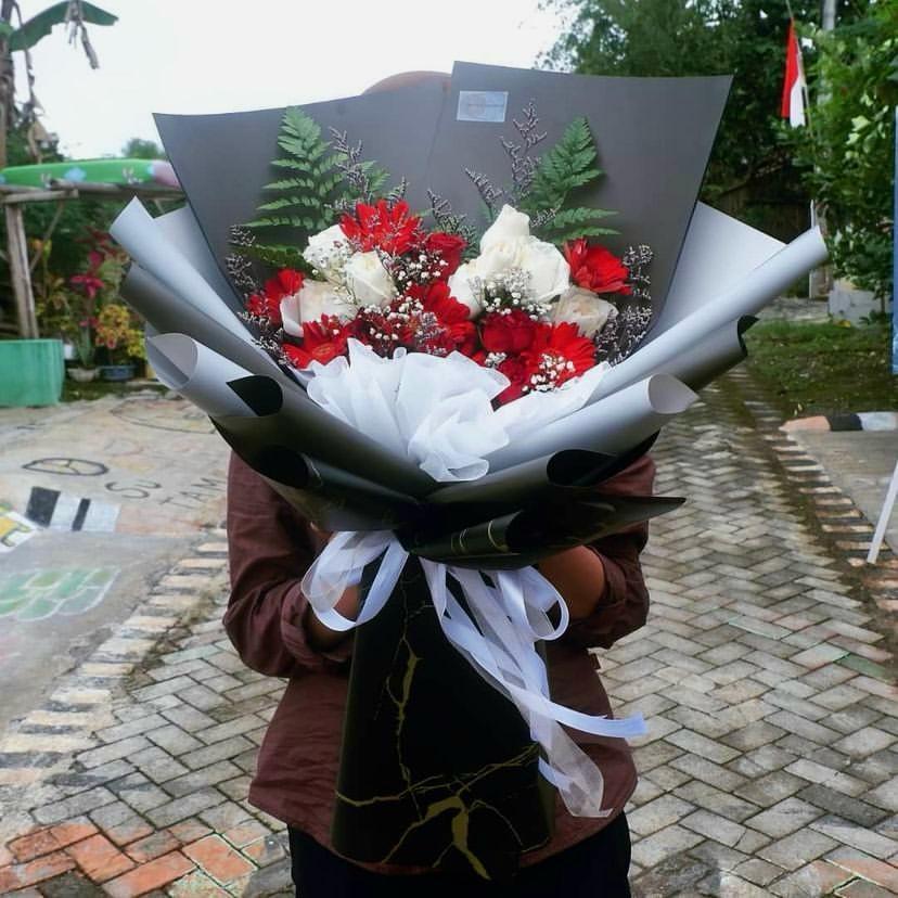 Jual (REAL PICT) Bouquet / buket bunga segar / fresh flower malang ...