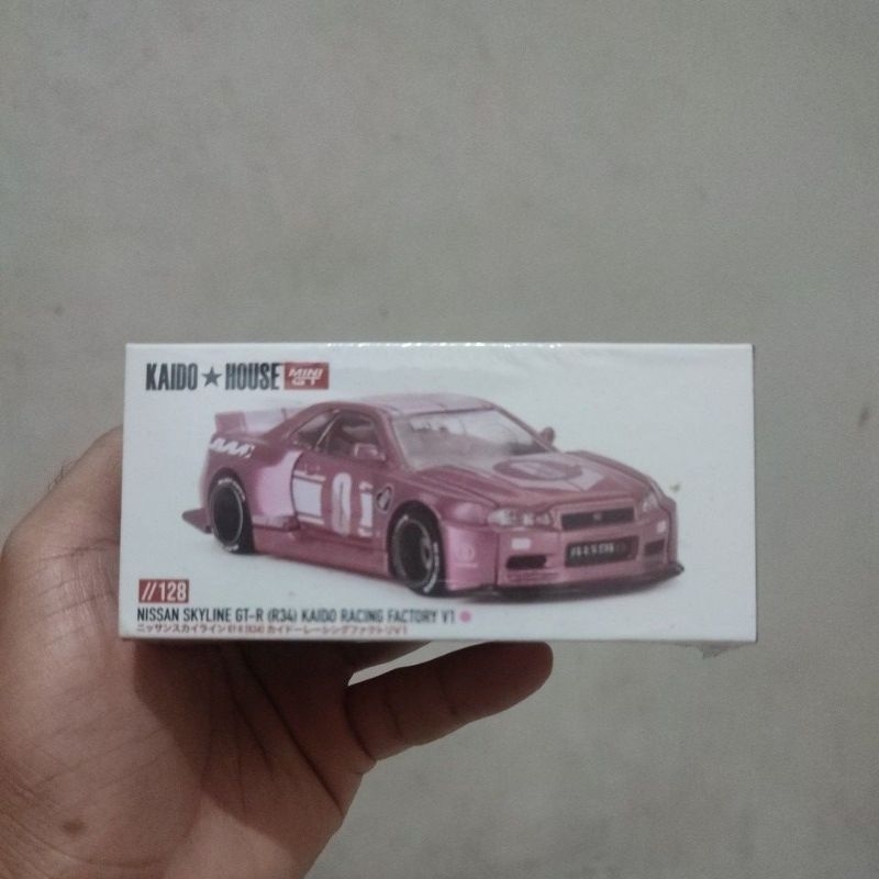Jual KHMG-128 Nissan Skyline GTR R34 Pink | Shopee Indonesia