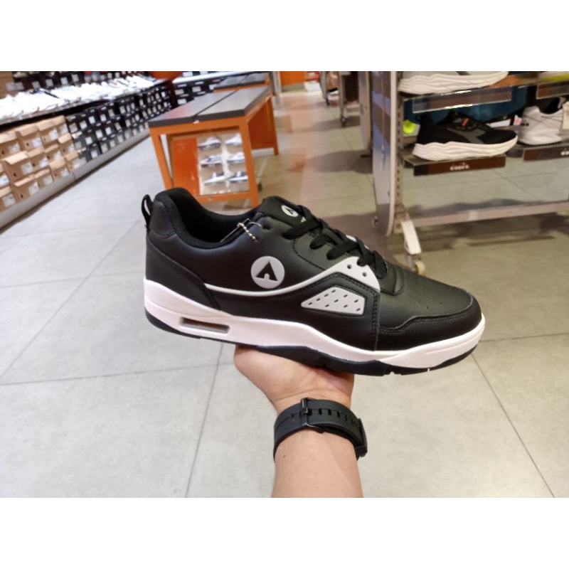 Jual Sneakers pria sepatu Airwalk original/Airwalk Conrad men's ...
