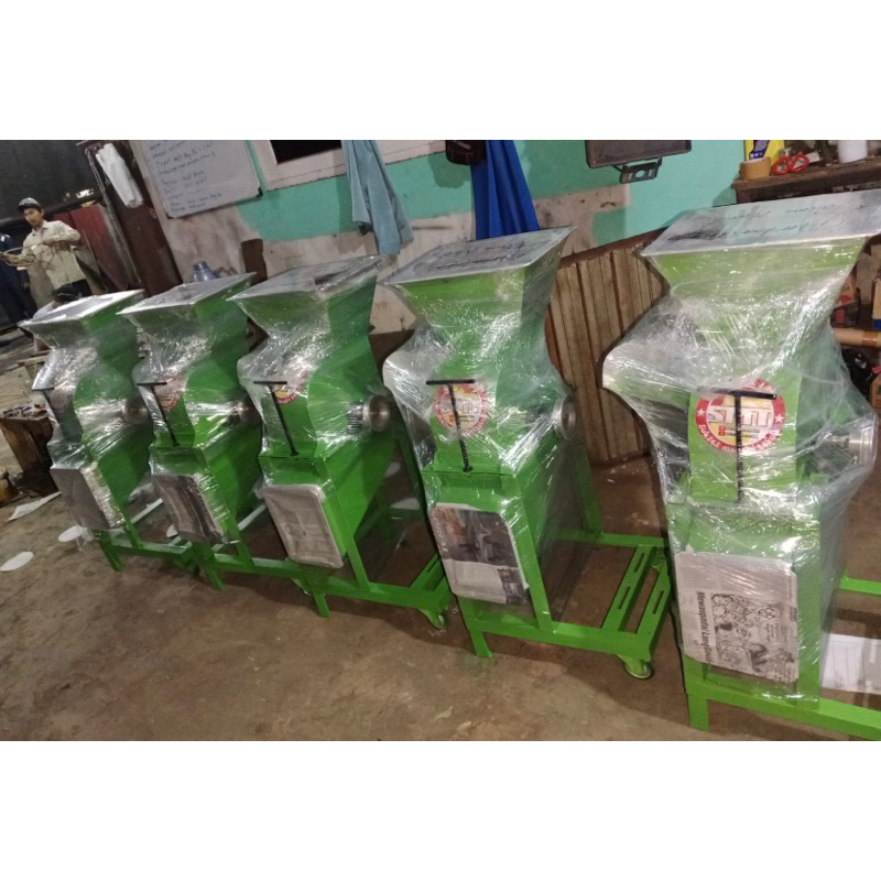 Jual Mesin cacah rumput multifungsi & copper pakan ternak pengerak ...