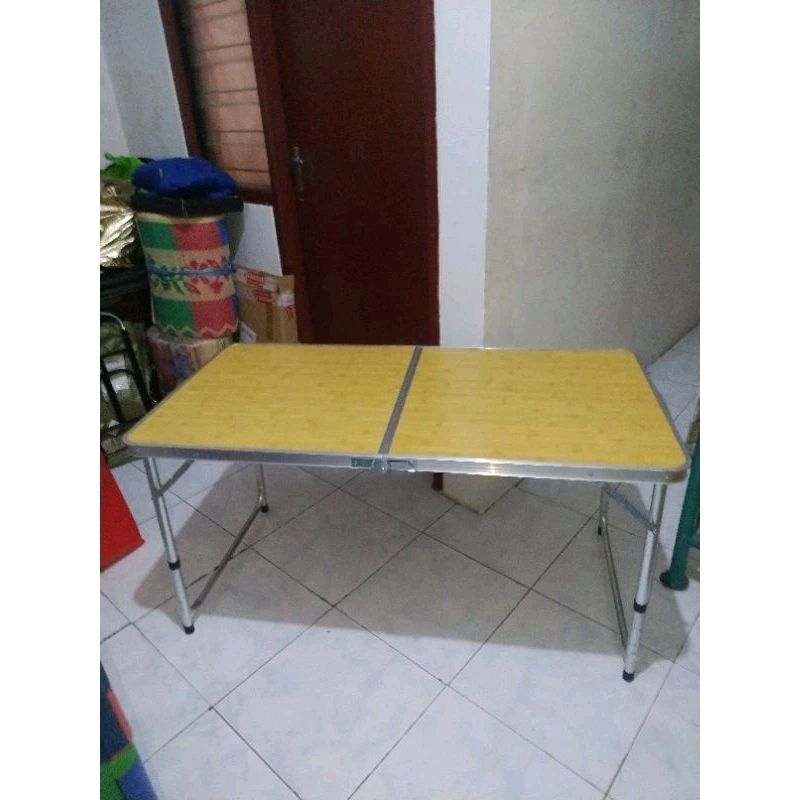 Jual (Preloved) Meja Lipat Koper/ Meja Lipat Portable/ Meja Lipat untuk dagang/ Meja lipat untuk ...