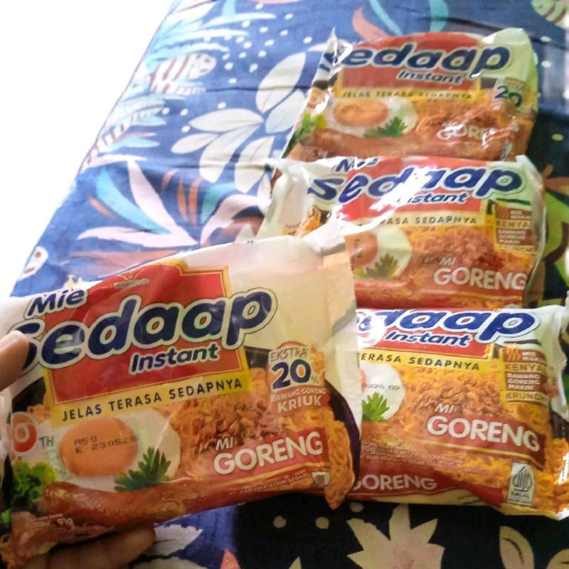 Jual Mi Sedap Goreng 5 pcs - Snack Makanan Ringan - Food, Camilan ...