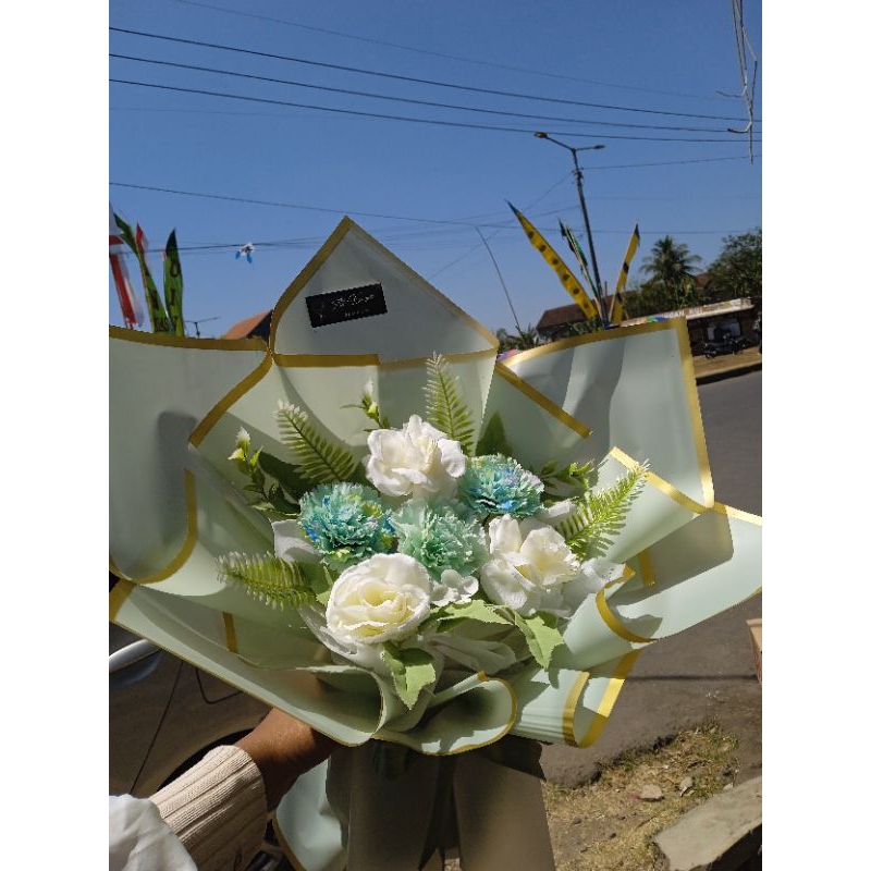 Jual BUKET BUNGA ARTIFICIAL BENTUK SEGITIGA BUKET BUNGA ARTIFICIAL ...