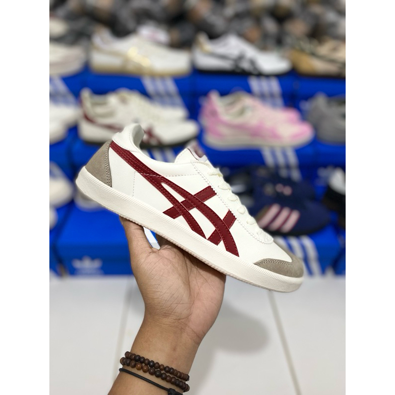Jual Sepatu Casual Onsu Tokuten Cream Maroon | Shopee Indonesia