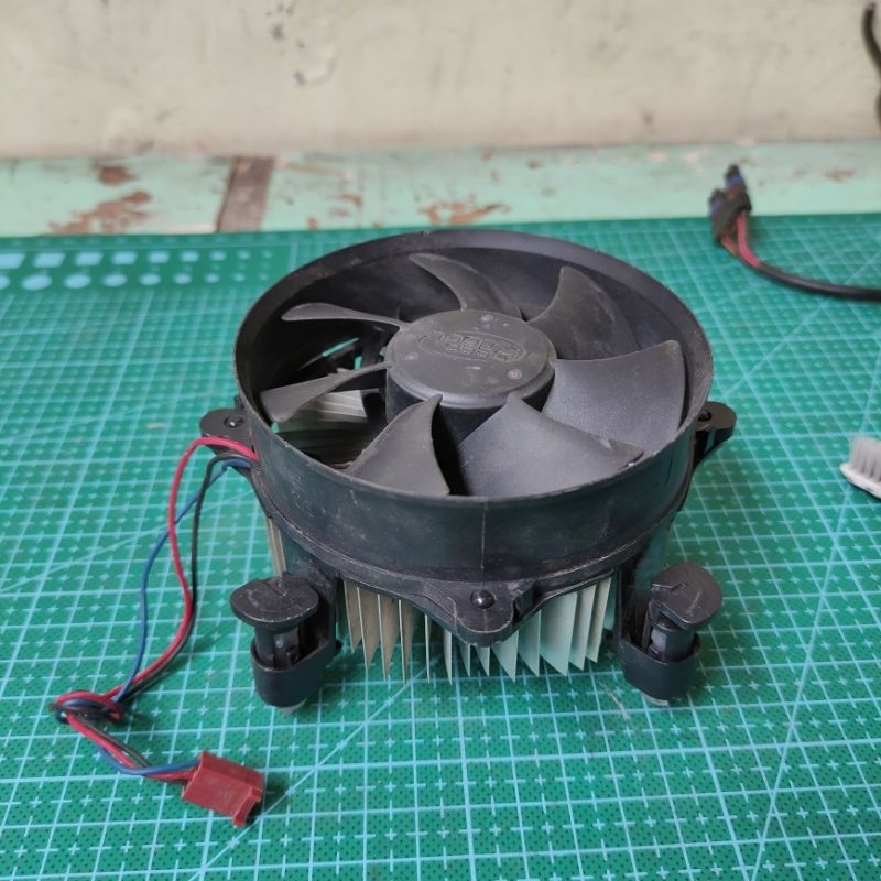 Jual DEEP COOL COOLER FAN HEATSINK KIPAS PROCESSOR PENDINGIN FAN DC 12V ...