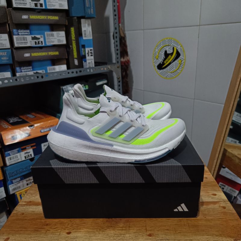 Jual Adidas Ultraboost Light Black / Grey / White Women's | Shopee ...