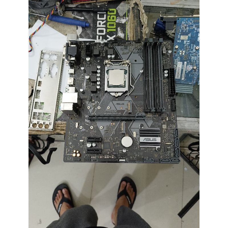 Jual mainboard Asus b360m ddr4 + procsesor core i3-8100 | Shopee Indonesia