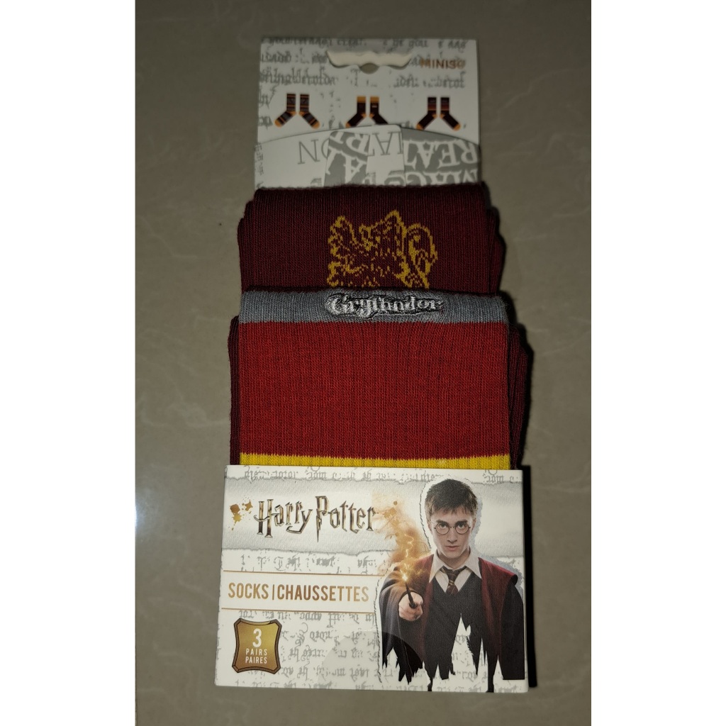 Jual MINISO X Harry Potter Crew Socks (Gryffindor) | Shopee Indonesia