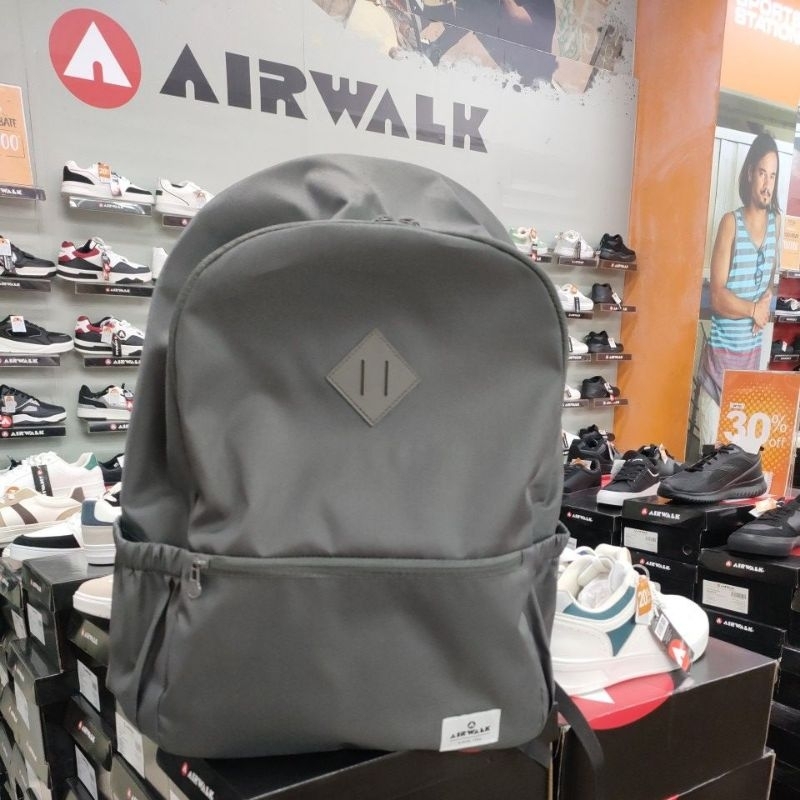 Jual AIRWALK COMO BACKPACK SPORTS CASUAL MEN | Shopee Indonesia