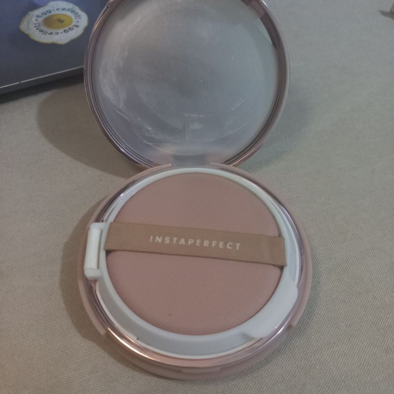 Jual Preloved Instaperfect Cushion Shade 22 Light Ivory | Shopee Indonesia