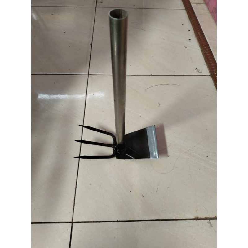 Jual multi Dwi guna. cangkul dan garuk mini | Shopee Indonesia