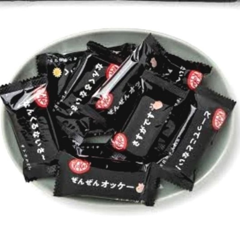 Jual Coklat kitkat kit kat dark chocolate Japan / 72 % cacao / white ...