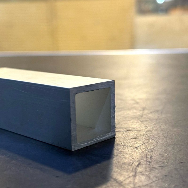 Jual Holo Alumunium / Aluminium 6063 Ukuran 30 mm x 30 mm x Tebal 3 mm ...