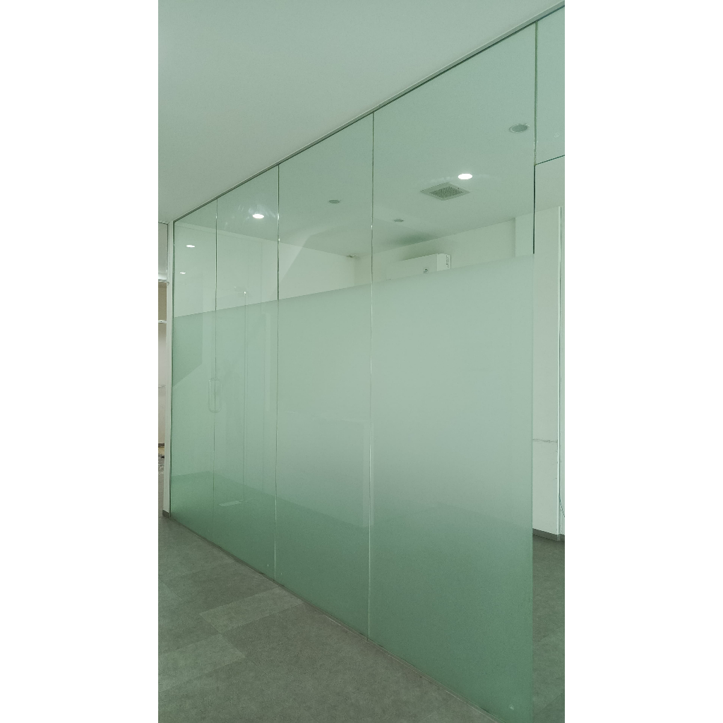 Jual Partisi Kaca Pembatas Ruangan Kaca Tebal 12 mm Ruang Meeting ...