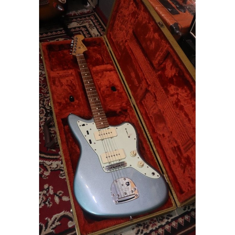 Jual FENDER JAZZMASTER PLAYER SERIES 75TH ANNIVERSARY | Shopee Indonesia