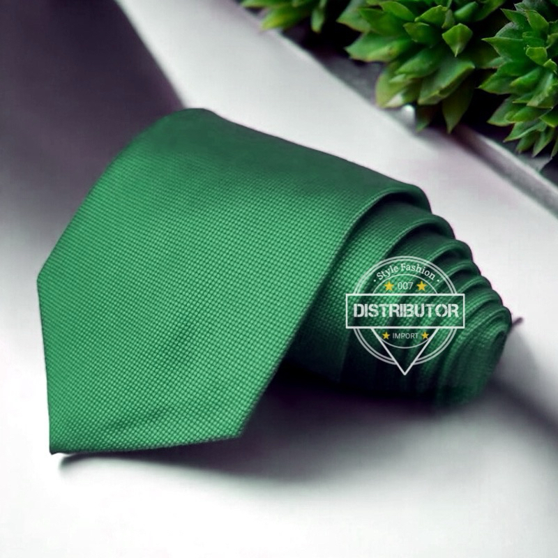 Jual Dasi pria panjang warna Hijau Natal uk 3 inchi Dasi Wedding/kantor ...