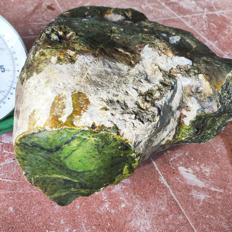 Jual BONGKAHAN BATU GIOK NEPHRITE JADE ACEH 42KG | Shopee Indonesia