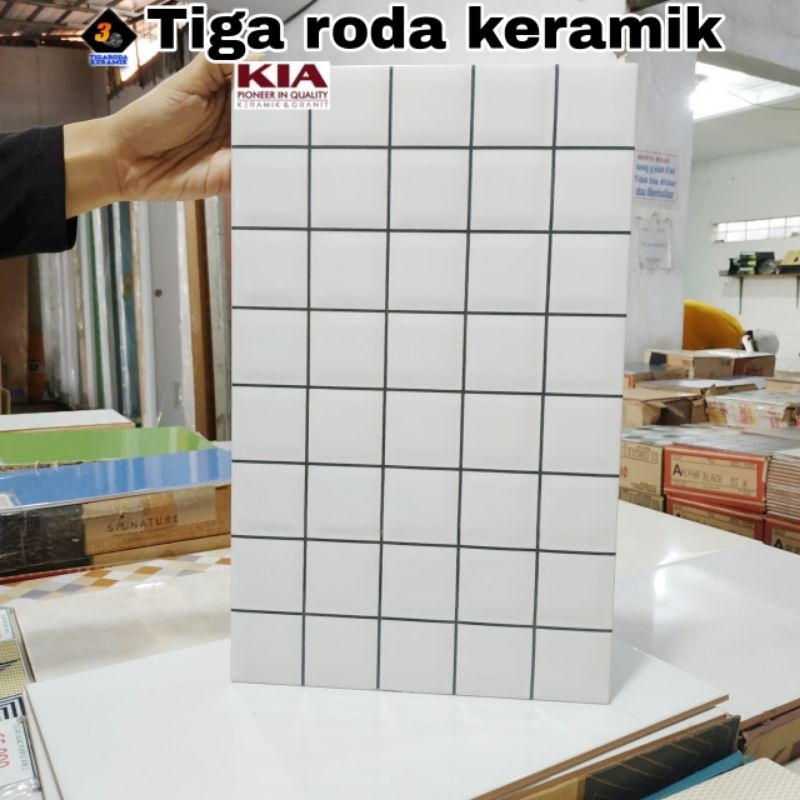 Jual keramik dinding 25x40/keramik dinding kamar mandi/keramik dinding dapur/keramik kilap ...