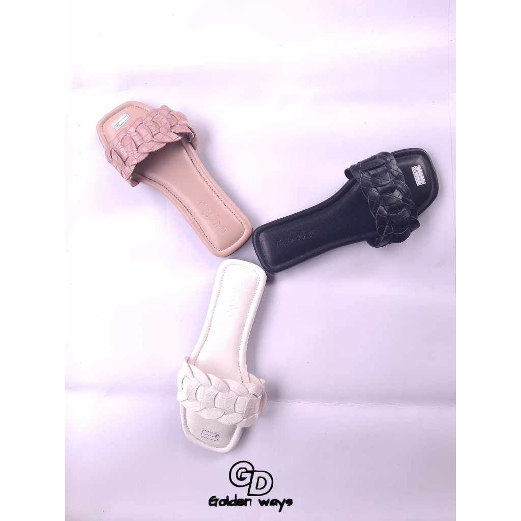 Jual Sendal Kekinian Sendal Style Keren Dan Nyaman Saat Di Pakai By ...