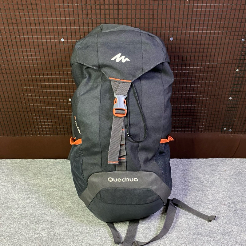Jual Backpack Quechua 30L ransel gunung | Shopee Indonesia