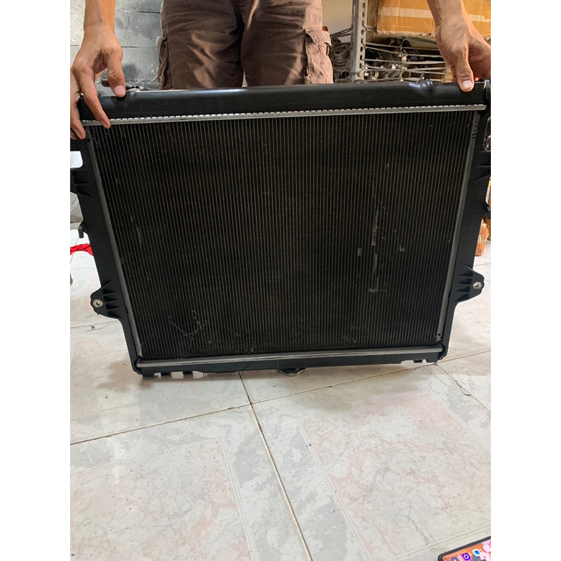 Jual radiator innova bensin manual dan matic radiator innova hilux ...