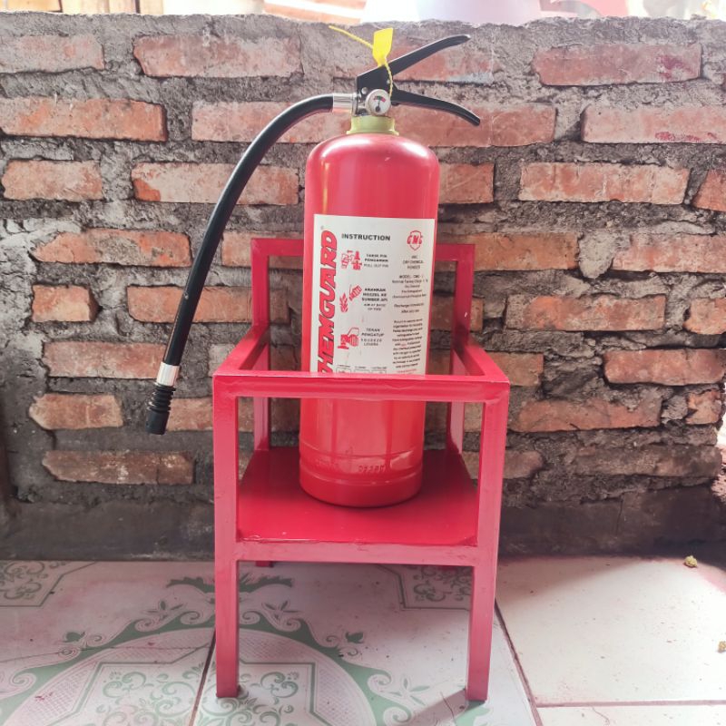 Jual Dudukan Apar Minimalis 3-6 kg Ukuran 25x25x30 Rak Besi Tempat ...