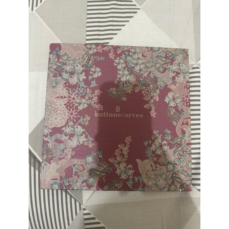 Jual BUTTONSCARVES VOAL TOPKAPI RASPBERRY | Shopee Indonesia